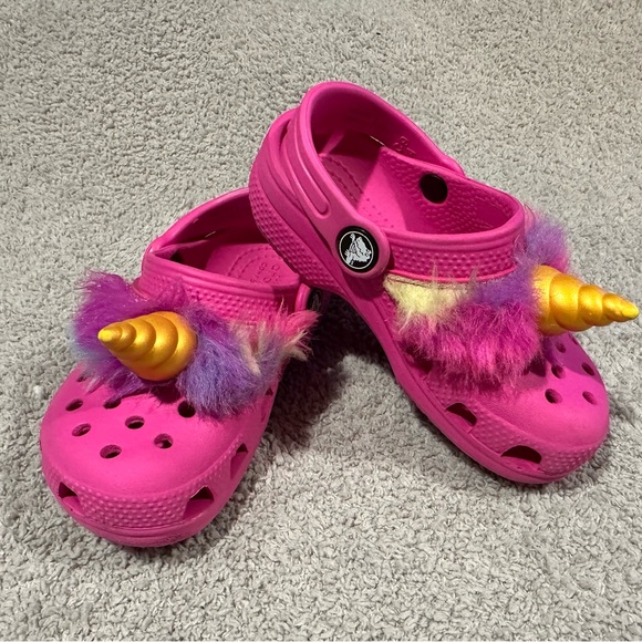 CROCS | Shoes | Crocs Kids Pink Furry Unicorn Slippers | Poshmark